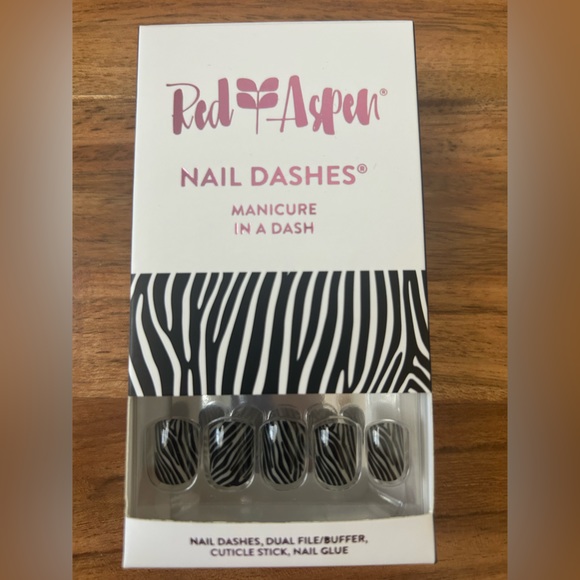 red aspen | Makeup | Red Aspen Nail Stripes On Stripes Zena Nail Dashes ...